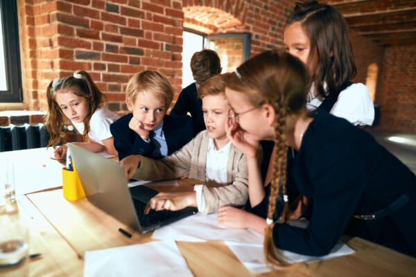 Teamwork with STEM - Get Caught Engineering - STEM Resources for ...